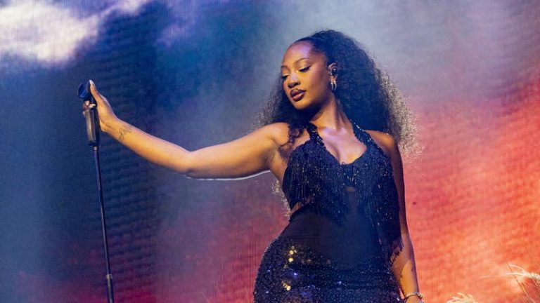 Tems Biography, Age, Career, Net Worth and More